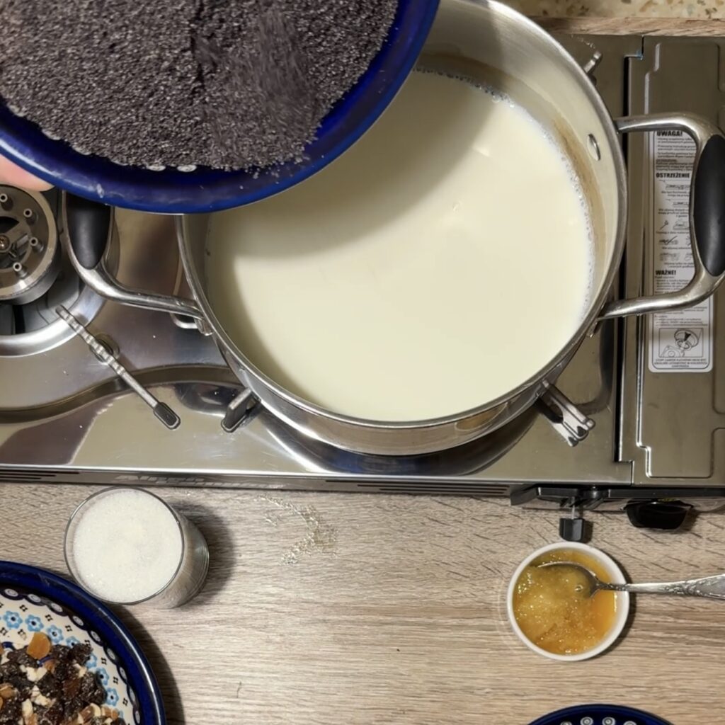 Polish Twisted Poppy Seed Cake Recipe (Makowiec Zwijany)