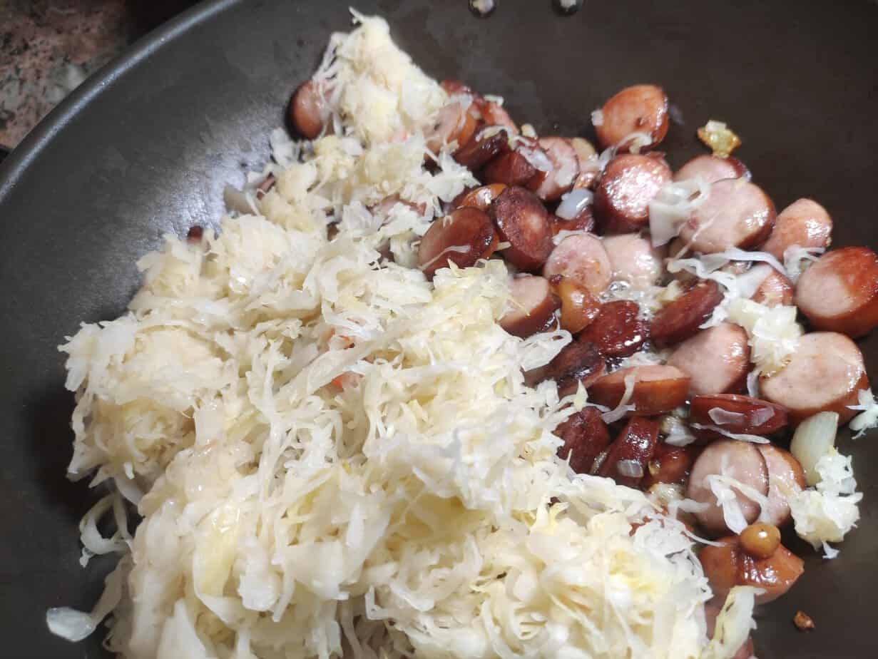 Traditional Polish Kielbasa And Sauerkraut Recipe - Polish Foodies