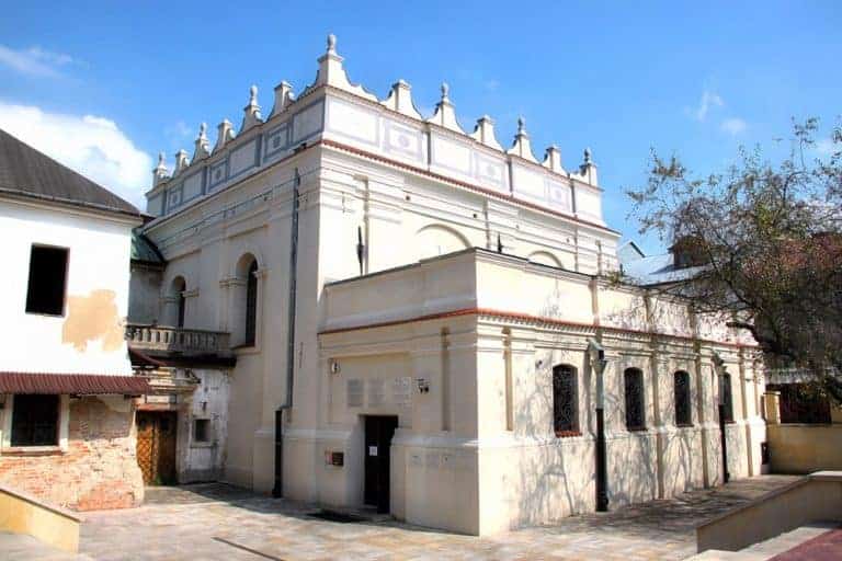 Insider's Guide To Zamosc: Top Things To Do In Zamosc Poland (+ Map)